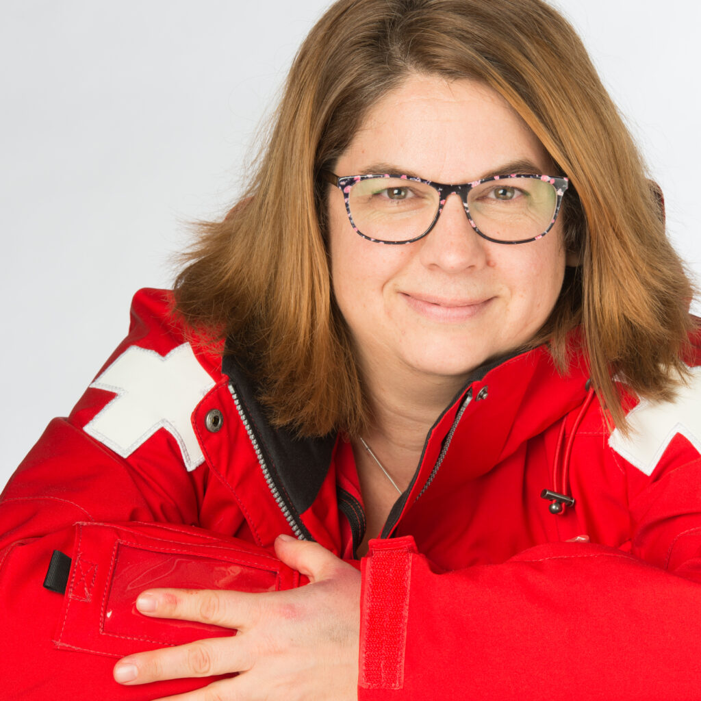 Julie Bourdeau – Canadian Ski Patrol – Gatineau | Patrouille Canadienne ...